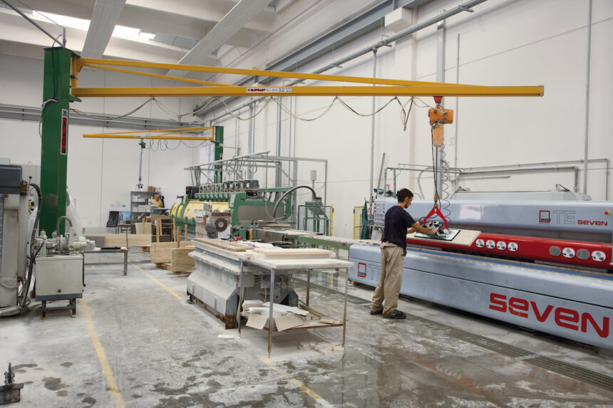 Profiled Jib – Dr. Machine – High Precision Machinery